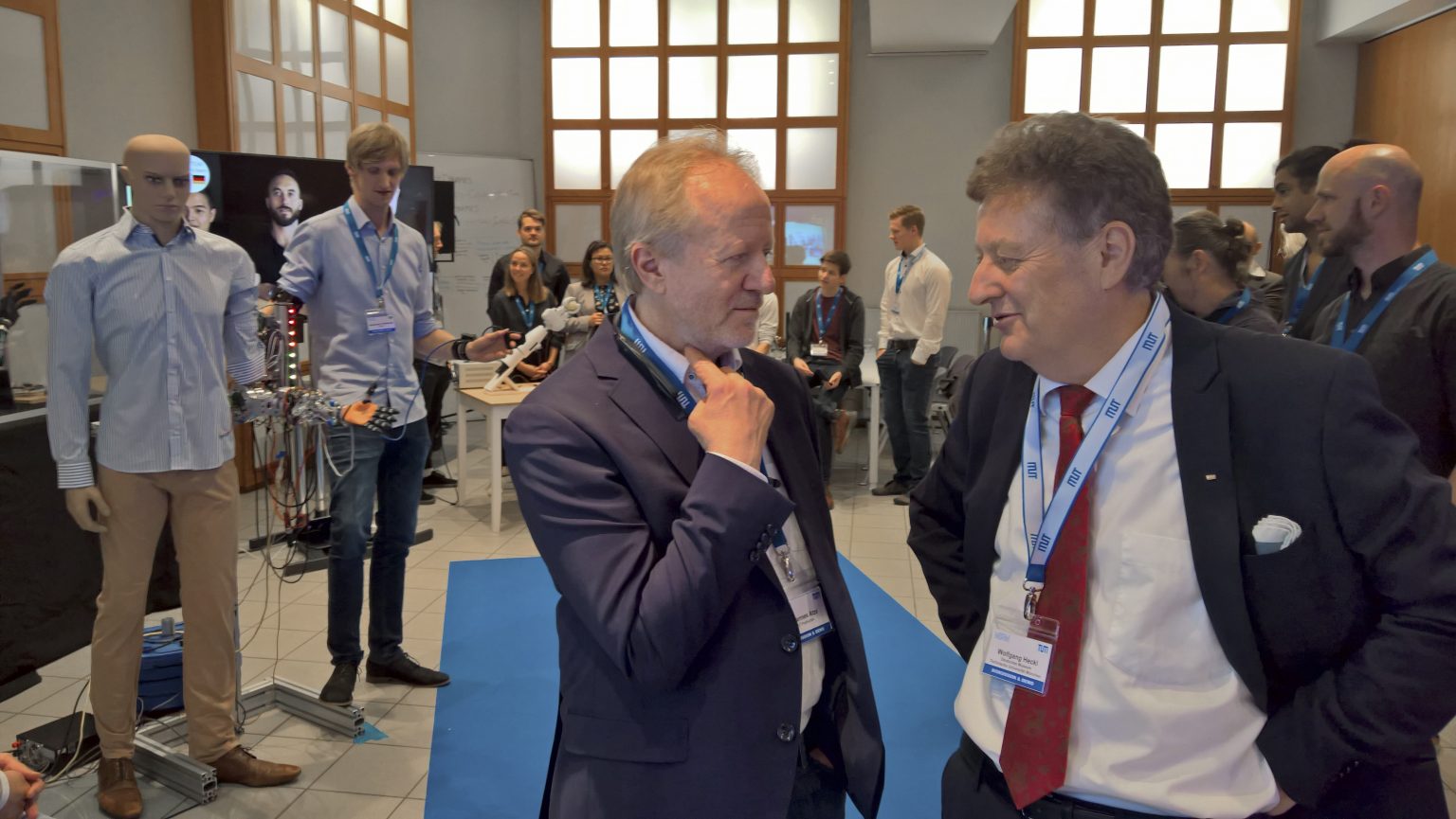 Angela Merkel - CAT MEDIC