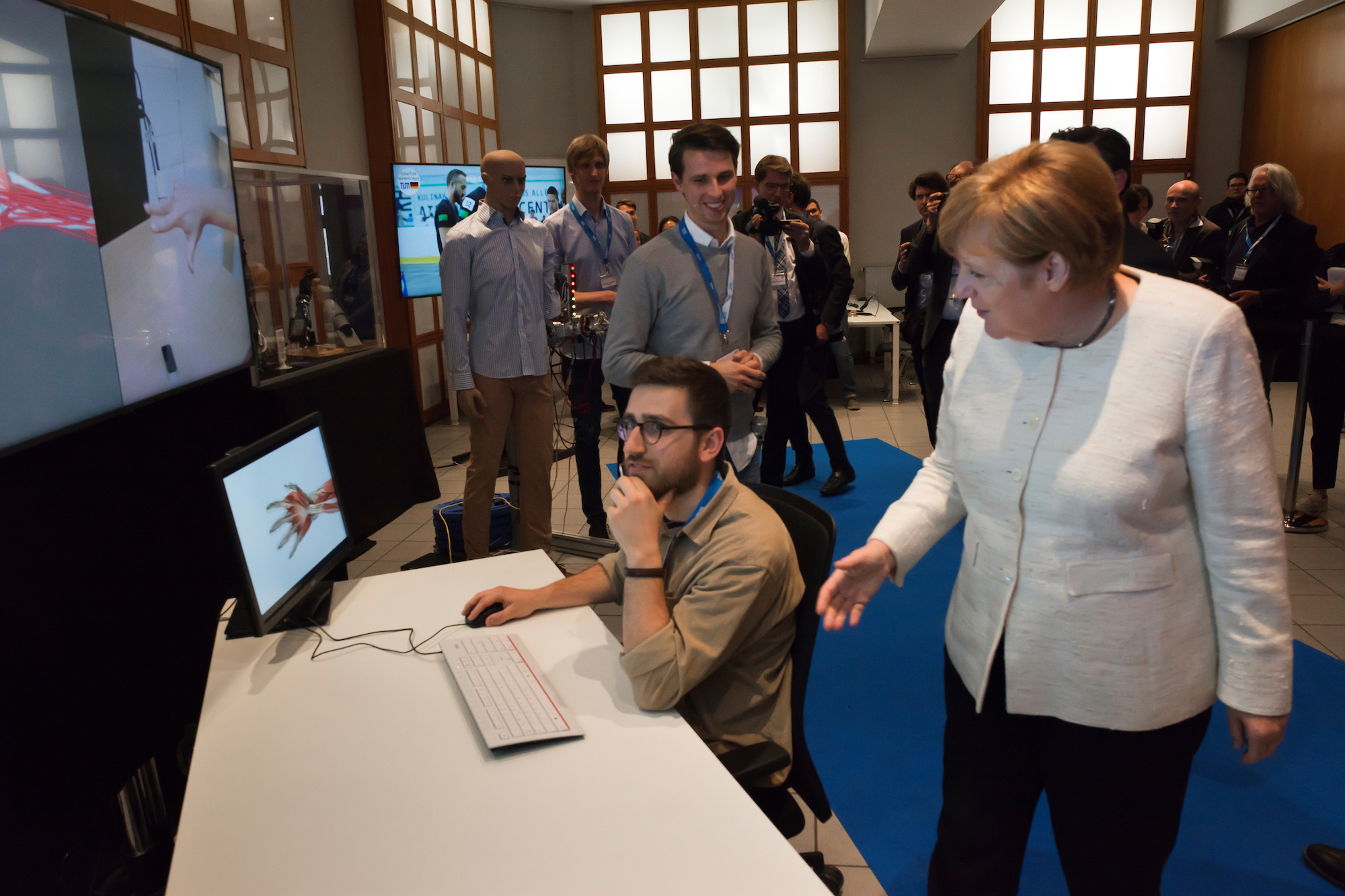 Angela Merkel - CAT MEDIC